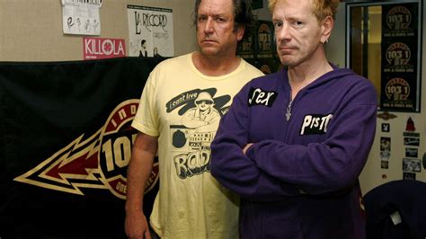 Sex Pistols Γιατί ο Τζον Λίντον θέλει να τραγουδήσει στη Eurovision ΣΚΑΪ