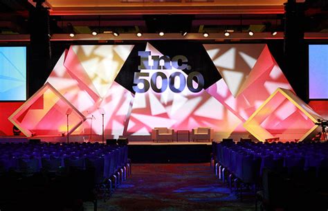 Artiste Picasso™ Heads Elation Package For 2018 Inc 5000 Awards Gala