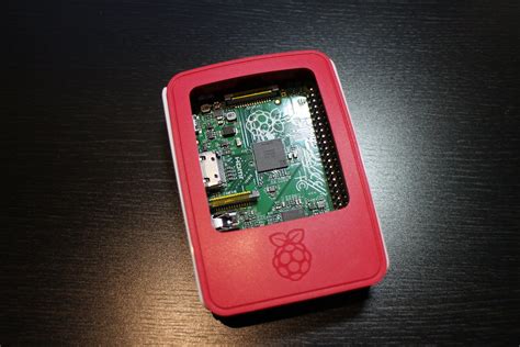 Raspberry Piオフィシャルケース購入 Kwlog