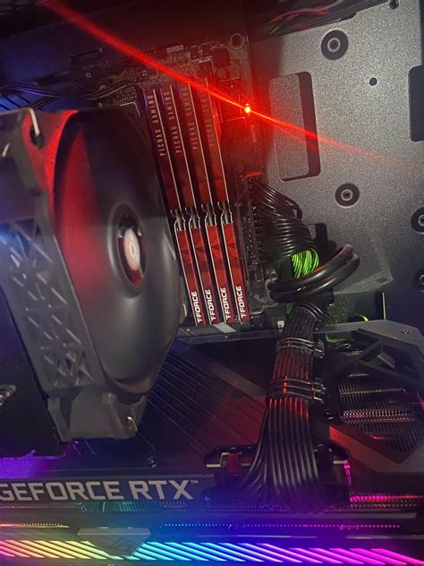 Pc Wont Boot Up Cpu Light Flashes But It Doesnt Boot Up Reset Bios Already By Removing