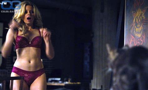 Elizabeth Banks Nude Pictures Onlyfans Leaks Playboy Photos Sex Scene Uncensored