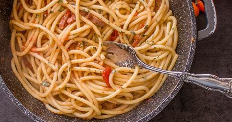 Fresh Tomato Amatriciana Punchfork