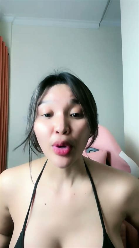 Lepas Beha Goyang Adenia Eks Spg Good Ponsel Eporner