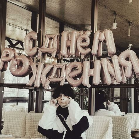 ЛИРИК альбом Мне навечно двадцать слушать онлайн бесплатно на Яндекс Музыке в хорошем качестве