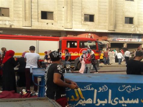 بالصور حريق هائل بمعرض ملابس بجوار موقف بنها مصراوى