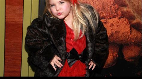 Guerra A Las Niñas Sex Symbol