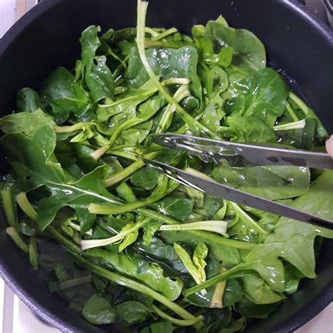 영양가 좋은 시금치무침 만드는 방법