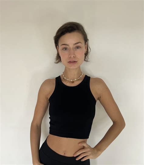 Model Sedcard Von Luisa L Weibliches Professional Fotomodel Deutschland