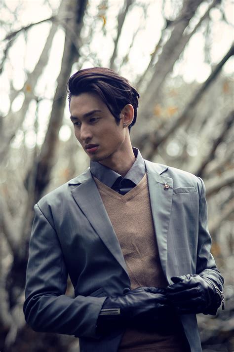 Quito Trenas By Charisma Lico