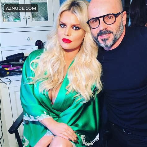 Jessica Simpson Sexy Deep Cleavage Aznude