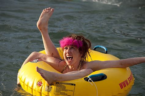 Piranha 3d Death Scenes