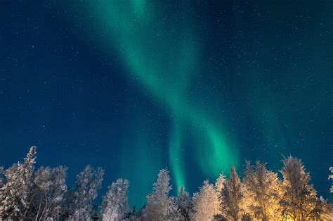 초록빛 폭죽 팡팡…11년마다 찾아오는 남다른 오로라 비밀 중앙일보