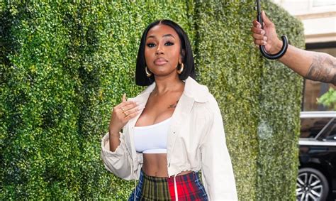 Sza Explains Why She Was Originally ‘frustrated By Rihanna Using ‘consideration On ‘anti