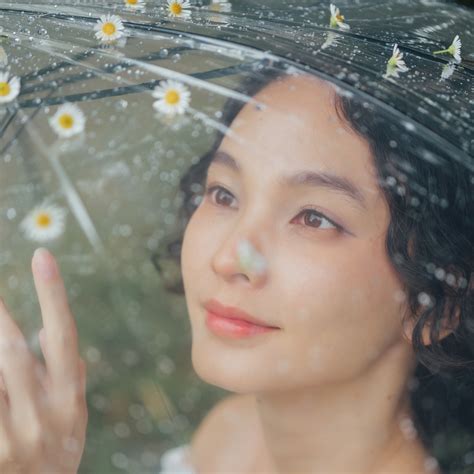 White Gallery ห้องภาพสีขาว Model Yokyok Dechpreechachai Photo Teerawat Somjai Concept