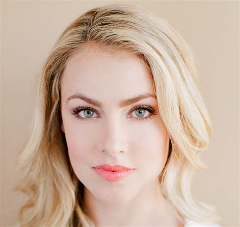 Amanda Schull Biography Height And Life Story Super Stars Bio
