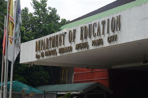 Deped To Address Teachers Slow Laptops Pln Media