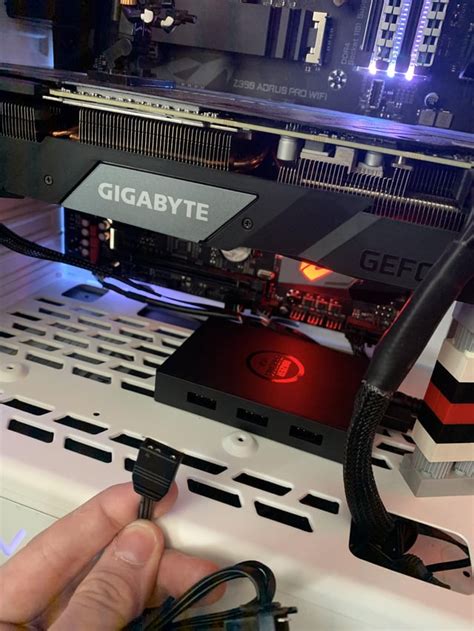 Trouble Fitting Argb Female Into Chroma Argb Controller R Razer