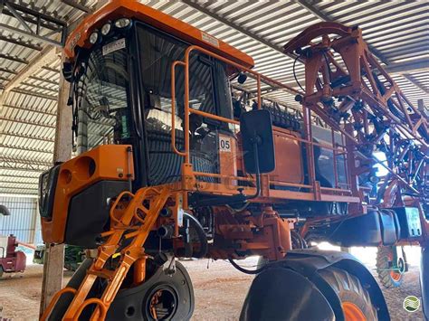 Pulverizador Jacto Uniport plus à venda Máquinas de Construção