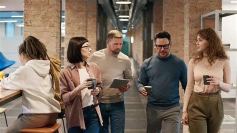 10 Essential Leadership Skills For New And Aspiring Managers