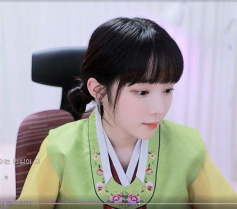 실버2 탑라이너  치지직 에펨코리아