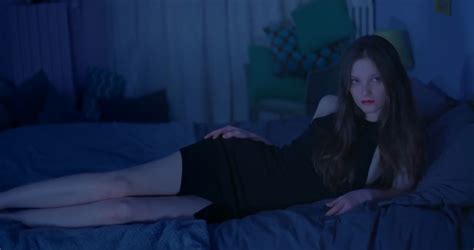 Nude Video Celebs Olivia Jubin Nude Papa Regarde Moi 2017