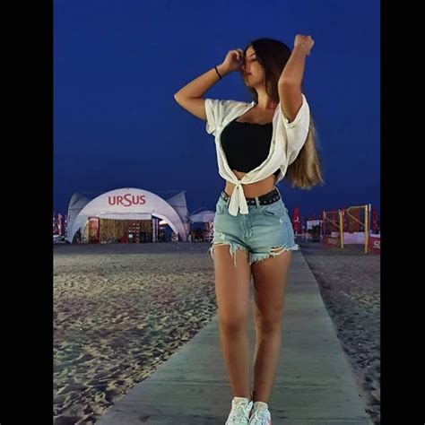 505 Aprecieri 20 Comentarii Cătălina Munteanu Catalina612 Pe