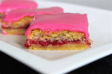 Picnic Raspberry Slice