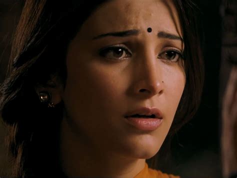 Shruti Hassan Latest Photos In Ramaiya Vastavaiya Movie Hot Wallpapers