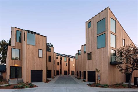 Laguna Row Loop Design Awards