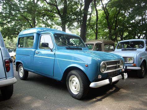 Renault 4 F4 4 L Fourgonnette Classic Delivery Cars French Wallpapers Hd Desktop And