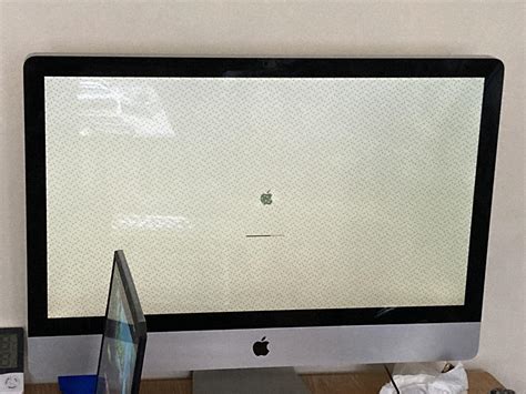 My 2009 Macs Screen Has Gone Funny Idk Whats Wrong With It 😰 Mac