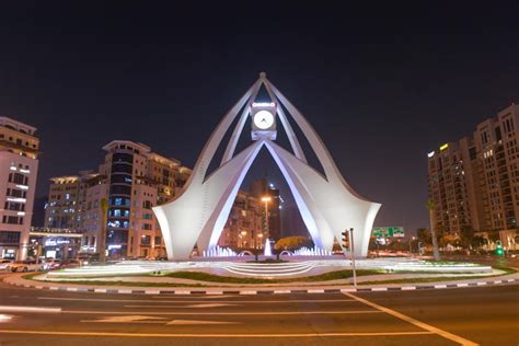 Dubai Municipality Completes Redevelopment Of Deiras Iconic Clock