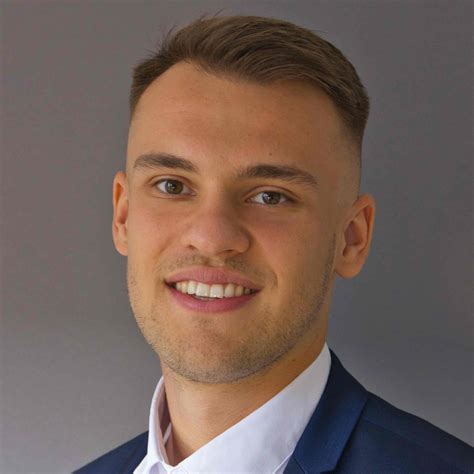 Tobias Höner Business Intelligence Professional Deloitte