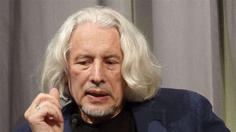 Vladimir Sorokin Prorok I Kronikář Ruské Apokalypsy Forum 24