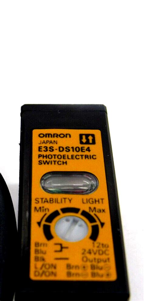 New Omron E3s Ds10e4 Photoelectric Switch E3sds10e4 Sb Industrial