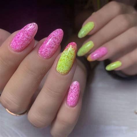 Весняний френч 2022 стильні та оригінальні ідеї на середні та довгі нігті Ua