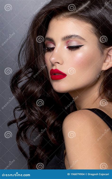 Sexy Grey Eyes