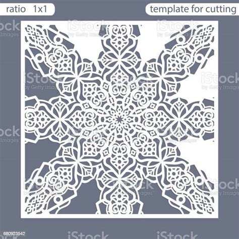 템플릿 카드 인사말 평방 레이저 컷입니다 청첩장에 적합 합니다 커팅 플로터에 대 한 템플릿 인사말 카드입니다 레이저 절단 하 여 절단 하는 Openwork 격자 벡터