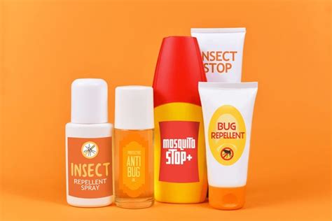 7 Hundred Bottle Label Design Insects Royalty Free Images Stock