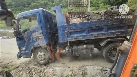 두산 굴삭기 02 곡성군 섬진강 소하천 석축 돌바닥정리 작업 및 골제 상차작업 8 Youtube