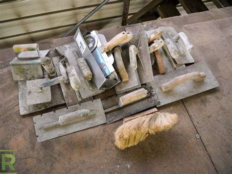 Assorted Trowels Roller Auctions