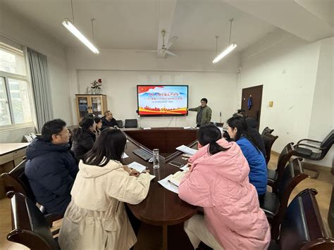 【基层动态】研工部（研究生院）党支部开展党的纪律学习专题党课 省纪委监委驻武汉轻工大学纪检监察组、中共武汉轻工大学纪委