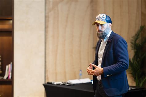 Der CEO Der Cardano Foundation Betont Dass Der Kurs Unwichtig Ist