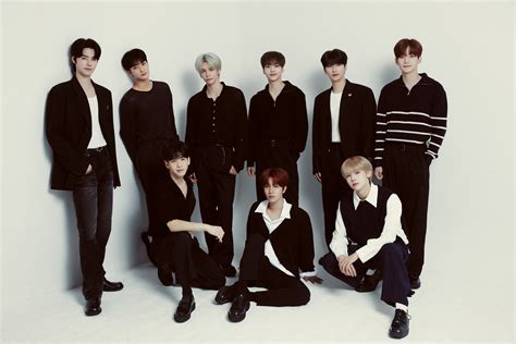 더쿠 크래비티 오늘 컴백 인터뷰 사진