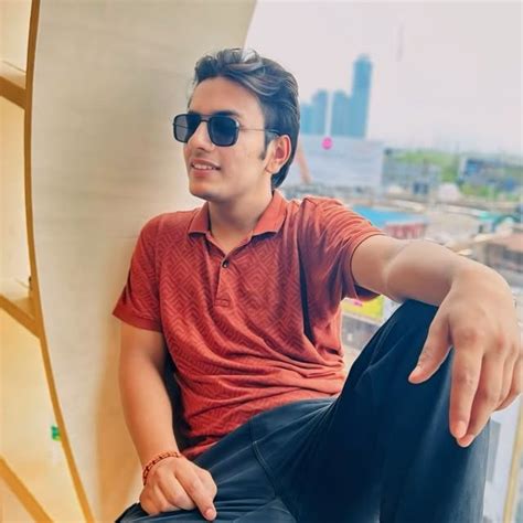 Kunal Tewari Kunaltewari • Threads Say More Kunal Tewari Kunaltewari • Threads Say More