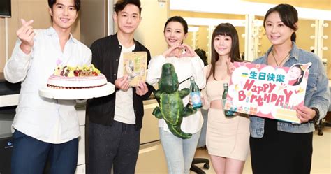 吳婉君秘密慶祝40歲生日 陳又榕穿爆乳小可愛喊：帶誠意出門 娛樂 Ctwant