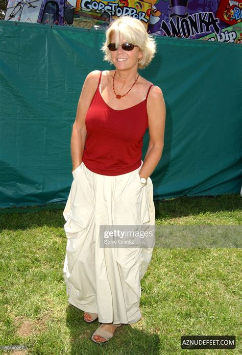 MEREDITH BAXTER Feet AZNudeFeet