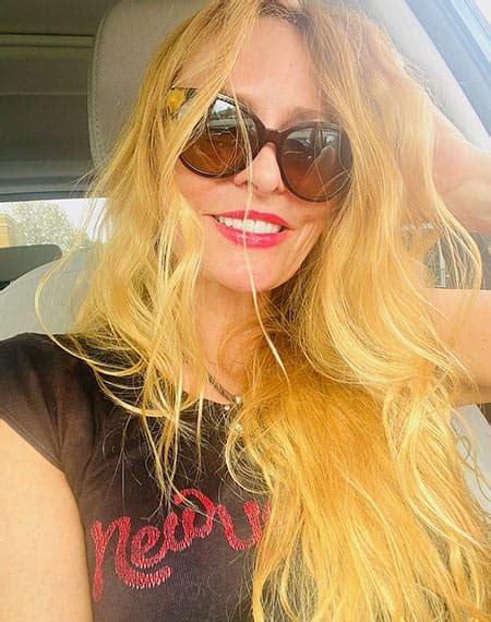 Selfies Melanie Good