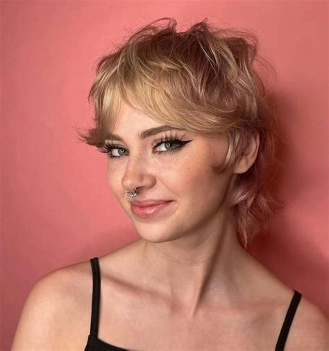18 Pixie Cuts That Show Feminine Doesnt Mean Long Hair