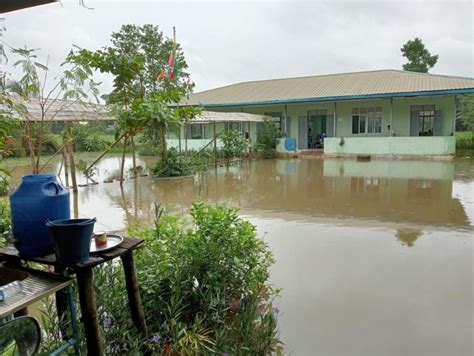 အိမ်မဲမြို့နယ်တွင် မိုးသည်းထန်စွာရွာသွန်းပြီး ရေကြီးမှုကြောင့် စာသင်ကျောင်း ၁၇ ကျောင်း ပိတ